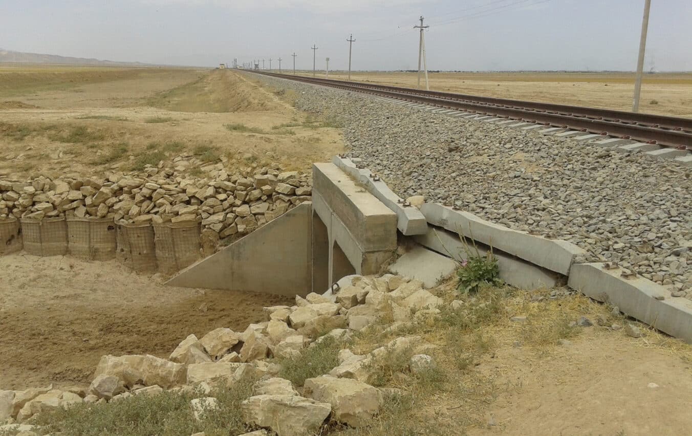 Heavy Rail (Domestic & International) - SYSTRA Canada