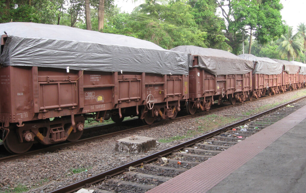 Freight Rail Vehicles - SYSTRA Canada