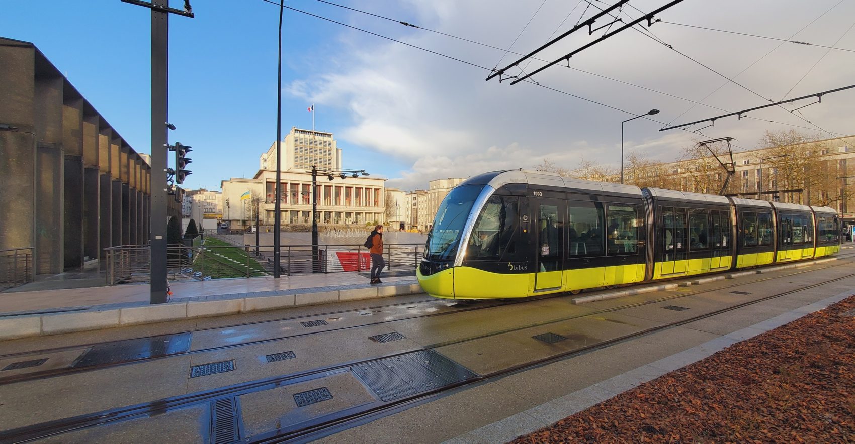 Brest inaugurates its new tramway and Bus Rapid Transit (BRT) system ...